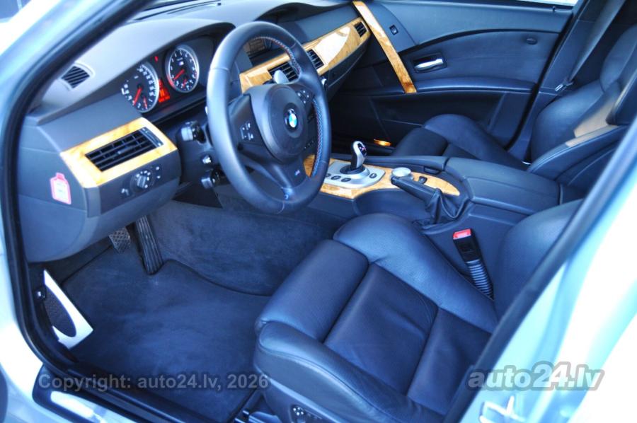 Pelēks BMW M-series 2007 Tallina, ar dzinēja tilpumu 5.00 L un nobraukumu 61 tūkst. km par 59500 €, foto 16 vietnē AUTOMOTO.COM.LV