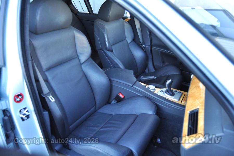 Pelēks BMW M-series 2007 Tallina, ar dzinēja tilpumu 5.00 L un nobraukumu 61 tūkst. km par 59500 €, foto 23 vietnē AUTOMOTO.COM.LV