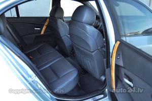 Pelēks BMW M-series 2007 Tallina, ar dzinēja tilpumu 5.00 L un nobraukumu 61 tūkst. km par 59500 €, foto 26 vietnē AUTOMOTO.COM.LV