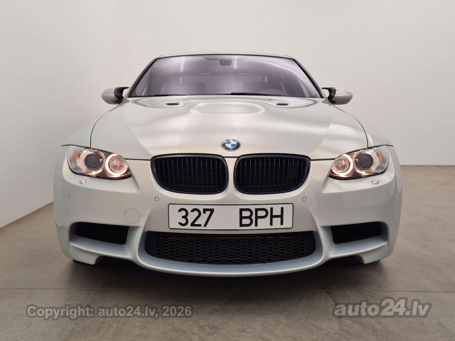 Pelēks BMW M-series 2012 Tallina, ar dzinēja tilpumu 4.00 L un nobraukumu 188 tūkst. km par 42000 €, foto 3 vietnē AUTOMOTO.COM.LV