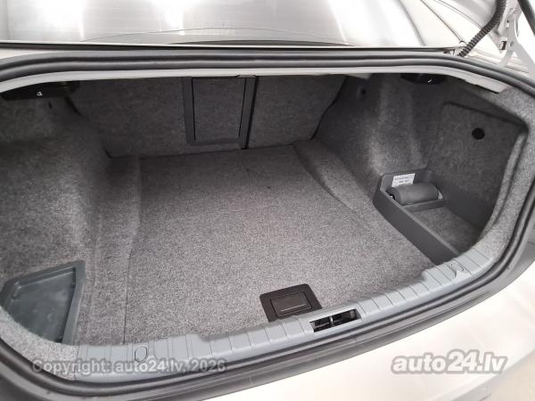 Pelēks BMW M-series 2012 Tallina, ar dzinēja tilpumu 4.00 L un nobraukumu 188 tūkst. km par 42000 €, foto 7 vietnē AUTOMOTO.COM.LV