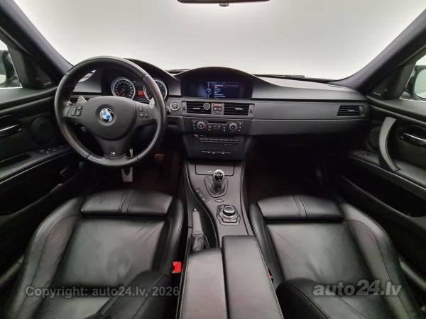 Pelēks BMW M-series 2012 Tallina, ar dzinēja tilpumu 4.00 L un nobraukumu 188 tūkst. km par 42000 €, foto 10 vietnē AUTOMOTO.COM.LV