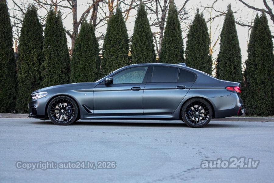Grey BMW M-series 2017 in Tallinn, with an engine capacity of 4.40 L and mileage of 122 thousand km for 35000 €, photo 8 on AUTOMOTO.COM.LV
