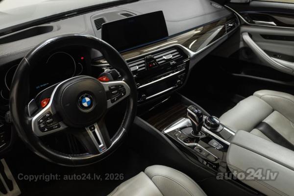 Pelēks BMW M-series 2018 Tartu, ar dzinēja tilpumu 4.40 L un nobraukumu 84 tūkst. km par 52900 €, foto 8 vietnē AUTOMOTO.COM.LV