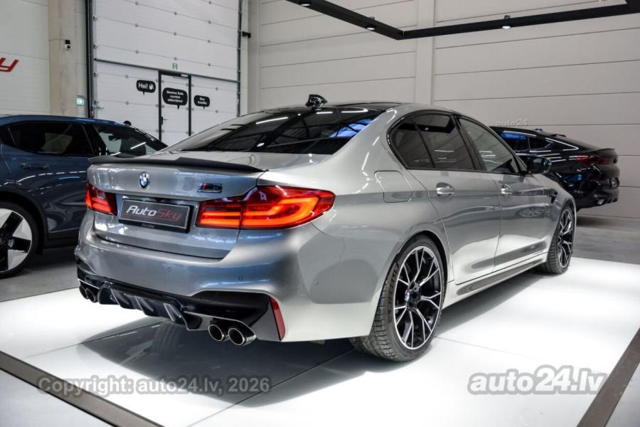 Grey BMW M-series 2019 in Tallinn, with an engine capacity of 4.40 L and mileage of 58 thousand km for 59900 €, photo 6 on AUTOMOTO.COM.LV