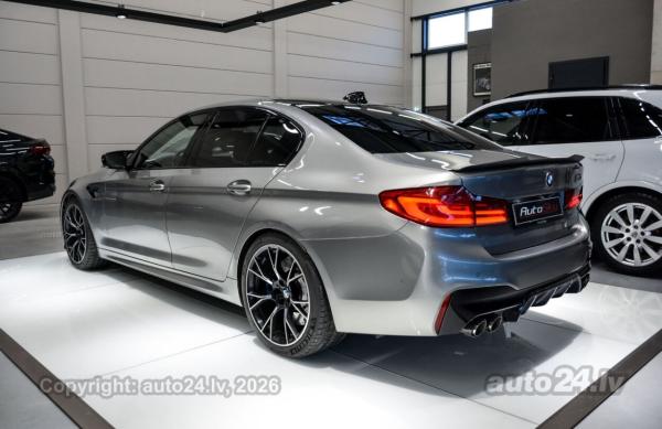 Pelēks BMW M-series 2019 Tallina, ar dzinēja tilpumu 4.40 L un nobraukumu 58 tūkst. km par 59900 €, foto 7 vietnē AUTOMOTO.COM.LV