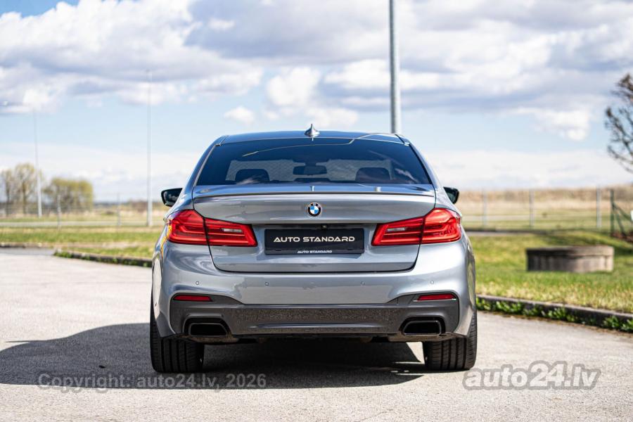 Pelēks BMW M-series 2019 Tartu, ar dzinēja tilpumu 3.00 L un nobraukumu 154 tūkst. km par 30900 €, foto 13 vietnē AUTOMOTO.COM.LV
