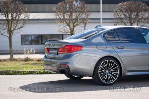 Pelēks BMW M-series 2019 Tartu, ar dzinēja tilpumu 3.00 L un nobraukumu 154 tūkst. km par 30900 €, foto 15 vietnē AUTOMOTO.COM.LV