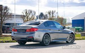 Pelēks BMW M-series 2019 Tartu, ar dzinēja tilpumu 3.00 L un nobraukumu 154 tūkst. km par 30900 €, foto 16 vietnē AUTOMOTO.COM.LV