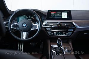 Pelēks BMW M-series 2019 Tartu, ar dzinēja tilpumu 3.00 L un nobraukumu 154 tūkst. km par 30900 €, foto 17 vietnē AUTOMOTO.COM.LV