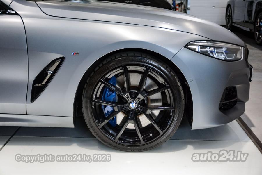 Grey BMW M-series 2021 in Tallinn, with an engine capacity of 4.40 L and mileage of 98 thousand km for 64900 €, photo 8 on AUTOMOTO.COM.LV