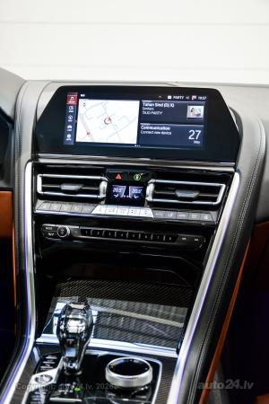 Grey BMW M-series 2021 in Tallinn, with an engine capacity of 4.40 L and mileage of 98 thousand km for 64900 €, photo 19 on AUTOMOTO.COM.LV