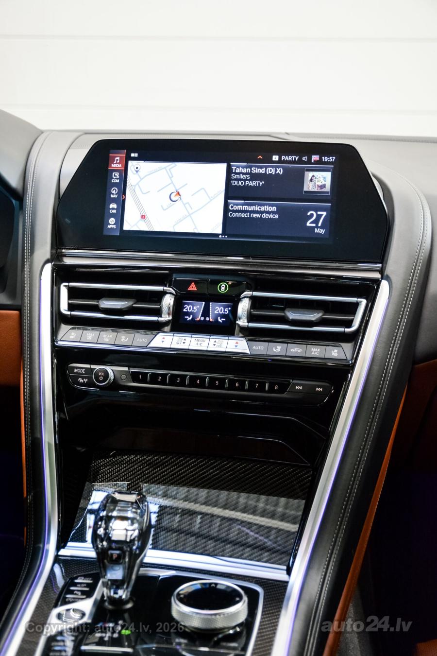 Grey BMW M-series 2021 in Tallinn, with an engine capacity of 4.40 L and mileage of 98 thousand km for 64900 €, photo 19 on AUTOMOTO.COM.LV