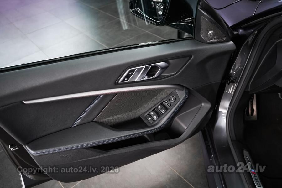 Pelēks BMW M-series 2021 Tallina, ar dzinēja tilpumu 2.00 L un nobraukumu 65 tūkst. km par 35900 €, foto 8 vietnē AUTOMOTO.COM.LV
