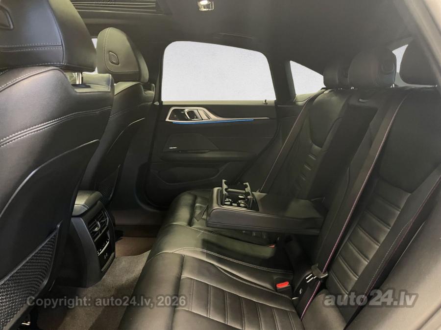 Pelēks BMW M-series 2023 Tallina, ar dzinēja tilpumu 3.00 L un nobraukumu 61 tūkst. km par 52900 €, foto 14 vietnē AUTOMOTO.COM.LV
