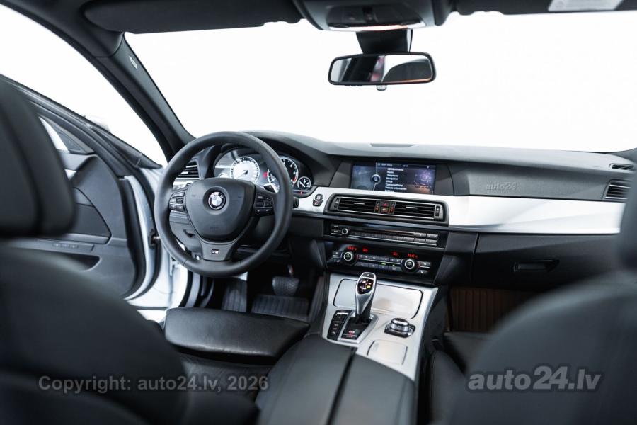 Grey BMW M-series 2012 in Tallinn, with an engine capacity of 3.00 L and mileage of 214 thousand km for 13990 €, photo 16 on AUTOMOTO.COM.LV