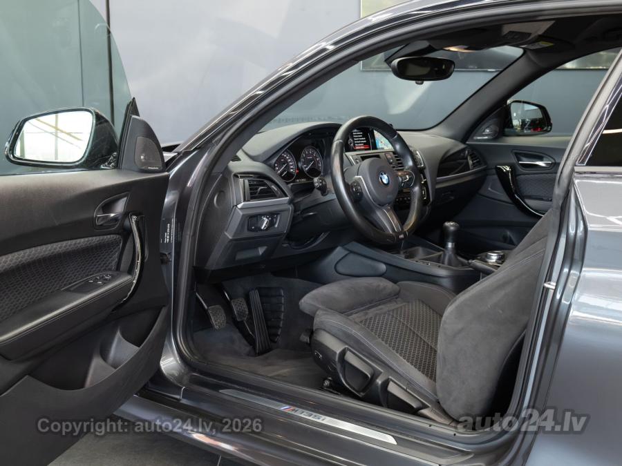 Grey BMW M-series 2016 in Tallinn, with an engine capacity of 3.00 L and mileage of 133 thousand km for 23900 €, photo 6 on AUTOMOTO.COM.LV