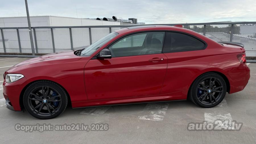 Red BMW M-series 2017 in Tallinn, with an engine capacity of 3.00 L and mileage of 124 thousand km for 25900 €, photo 4 on AUTOMOTO.COM.LV