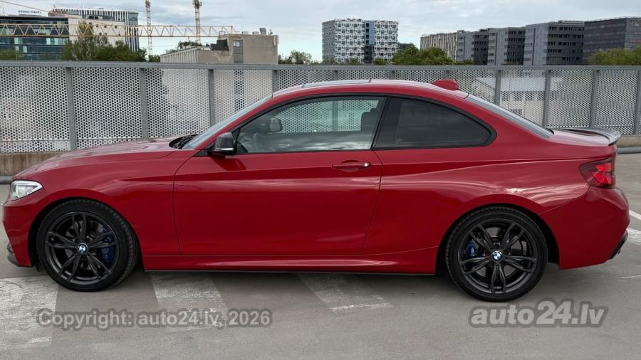 Red BMW M-series 2017 in Tallinn, with an engine capacity of 3.00 L and mileage of 124 thousand km for 25900 €, photo 5 on AUTOMOTO.COM.LV