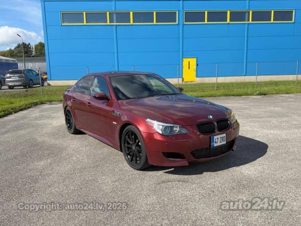 Red BMW M-series 2005 in Tallinn, with an engine capacity of 5.00 L and mileage of 143 thousand km for 27499 €, photo 1 on AUTOMOTO.COM.LV
