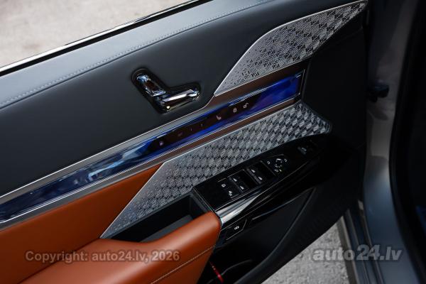 BMW M-series 2024 Rīga, ar dzinēja tilpumu 0.00 L un nobraukumu 35 tūkst. km par 112000 €, foto 10 vietnē AUTOMOTO.COM.LV