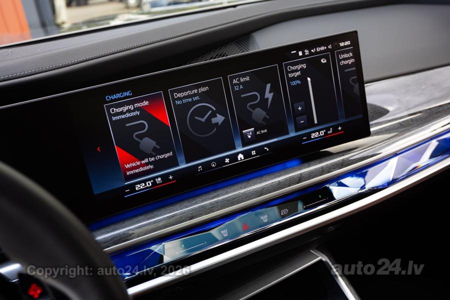 BMW M-series 2024 Rīga, ar dzinēja tilpumu 0.00 L un nobraukumu 35 tūkst. km par 112000 €, foto 24 vietnē AUTOMOTO.COM.LV