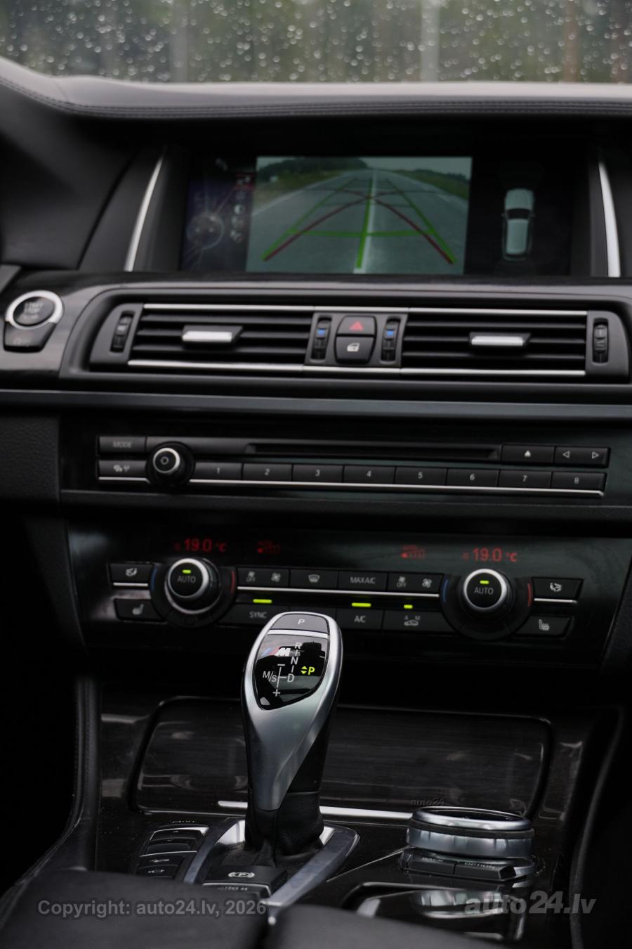 BMW M-series 2013 Tallina, ar dzinēja tilpumu 3.00 L un nobraukumu 270 tūkst. km par 13999 €, foto 8 vietnē AUTOMOTO.COM.LV