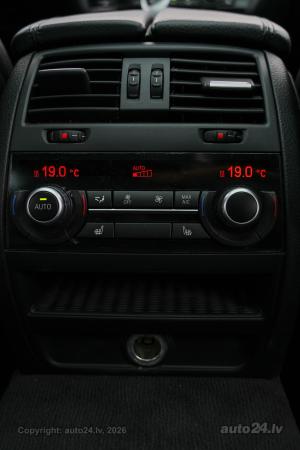 BMW M-series 2013 Tallina, ar dzinēja tilpumu 3.00 L un nobraukumu 270 tūkst. km par 13999 €, foto 12 vietnē AUTOMOTO.COM.LV