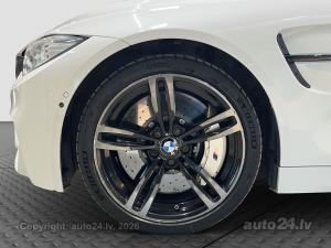 White BMW M-series 2014 in Tallinn, with an engine capacity of 3.00 L and mileage of 79 thousand km for 44900 €, photo 16 on AUTOMOTO.COM.LV