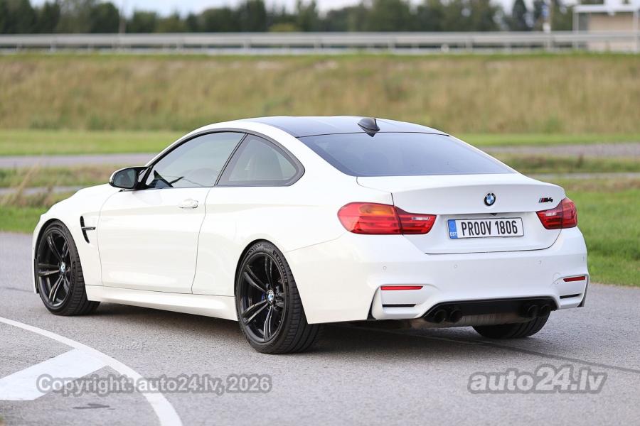 Белый БМВ M-series 2015 в Таллин, объемом двигателя 3.00 л и пробегом 115 тыс. км за 40900 €, фото 12 на AUTOMOTO.COM.LV