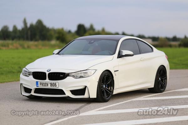 White BMW M-series 2015 in Tallinn, with an engine capacity of 3.00 L and mileage of 115 thousand km for 40900 €, photo 10 on AUTOMOTO.COM.LV