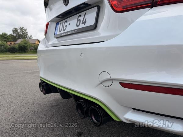 White BMW M-series 2016 in Riga, with an engine capacity of 3.00 L and mileage of 100 thousand km for 41000 €, photo 9 on AUTOMOTO.COM.LV