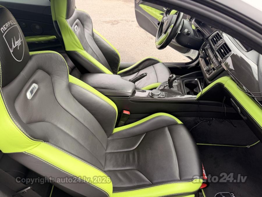 White BMW M-series 2016 in Riga, with an engine capacity of 3.00 L and mileage of 100 thousand km for 41000 €, photo 20 on AUTOMOTO.COM.LV