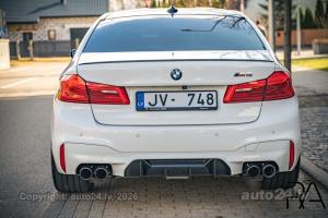 White BMW M-series 2019 in Riga, with an engine capacity of 4.40 L and mileage of 41 thousand km for 64990 €, photo 6 on AUTOMOTO.COM.LV