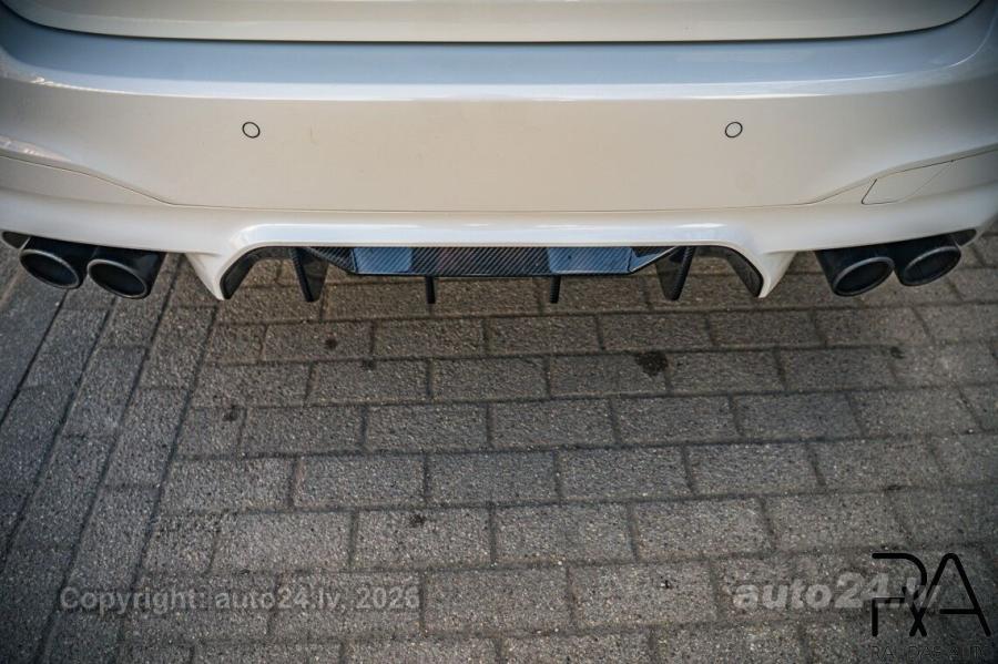 White BMW M-series 2019 in Riga, with an engine capacity of 4.40 L and mileage of 41 thousand km for 64990 €, photo 21 on AUTOMOTO.COM.LV