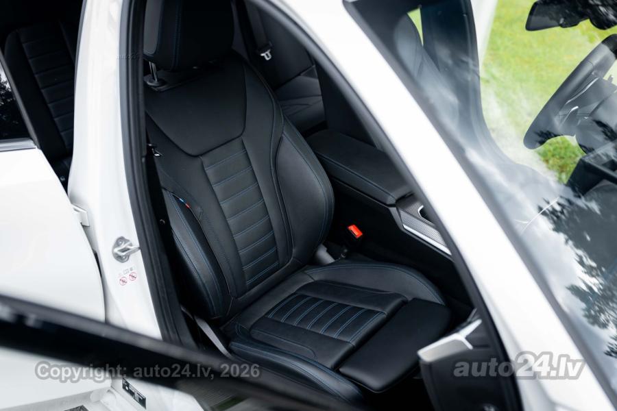 White BMW M-series 2024 in Tallinn, with an engine capacity of 3.00 L and mileage of 9 thousand km for 66000 €, photo 17 on AUTOMOTO.COM.LV