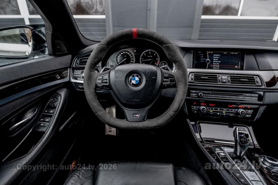 Balts BMW M-series 2012 Tallina, ar dzinēja tilpumu 3.00 L un nobraukumu 256 tūkst. km par 17900 €, foto 14 vietnē AUTOMOTO.COM.LV