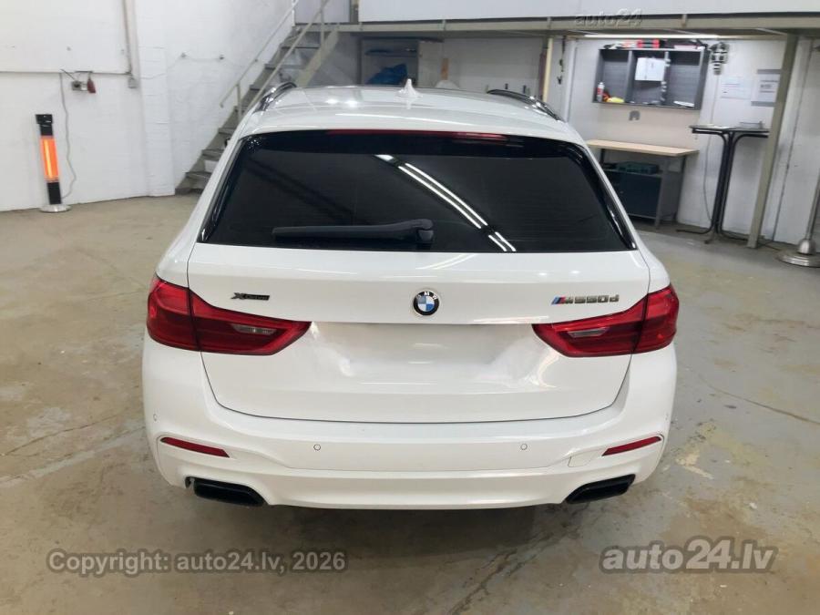 Balts BMW M-series 2018 Tallina, ar dzinēja tilpumu 3.00 L un nobraukumu 211 tūkst. km par 25500 €, foto 7 vietnē AUTOMOTO.COM.LV