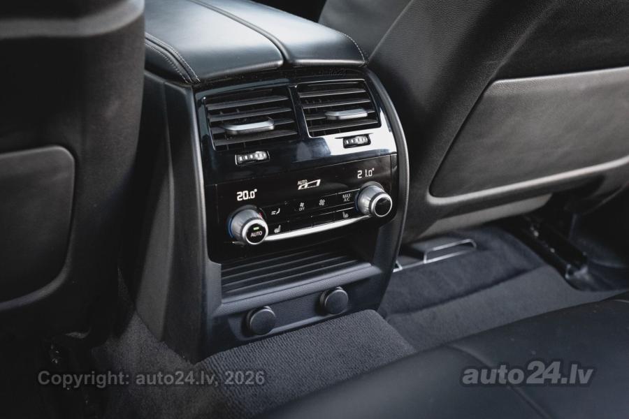 Balts BMW M-series 2018 Tallina, ar dzinēja tilpumu 3.00 L un nobraukumu 219 tūkst. km par 26299 €, foto 17 vietnē AUTOMOTO.COM.LV