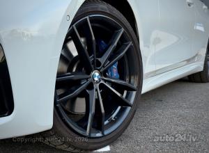White BMW M-series 2020 in Tallinn, with an engine capacity of 3.00 L and mileage of 181 thousand km for 42900 €, photo 12 on AUTOMOTO.COM.LV