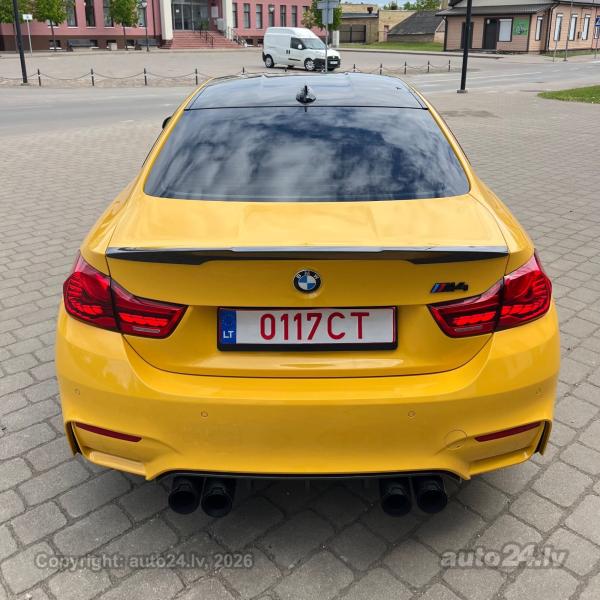 Yellow BMW M-series 2017 in Riga, with an engine capacity of 0.00 L and mileage of 138 thousand km for 37000 €, photo 6 on AUTOMOTO.COM.LV