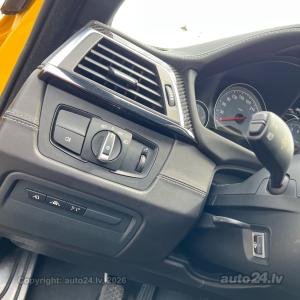 Dzeltens BMW M-series 2017 Rīga, ar dzinēja tilpumu 0.00 L un nobraukumu 138 tūkst. km par 37000 €, foto 24 vietnē AUTOMOTO.COM.LV