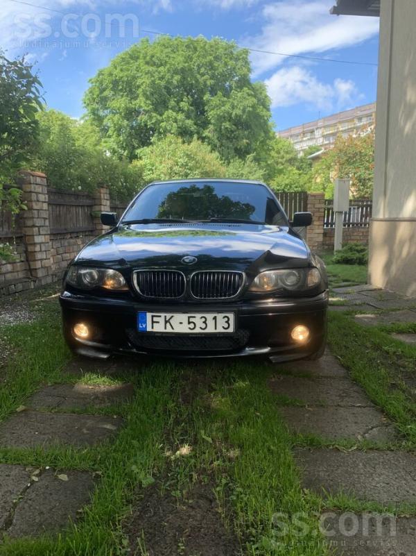Black BMW M1 2005 in Riga, with an engine capacity of 2.20 L and mileage of 227 thousand km for 3000 €, photo 1 on AUTOMOTO.COM.LV
