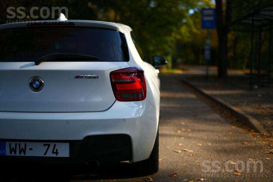White BMW M1 2013 in Riga, with an engine capacity of 3.00 L and mileage of 189 thousand km for 21990 €, photo 8 on AUTOMOTO.COM.LV