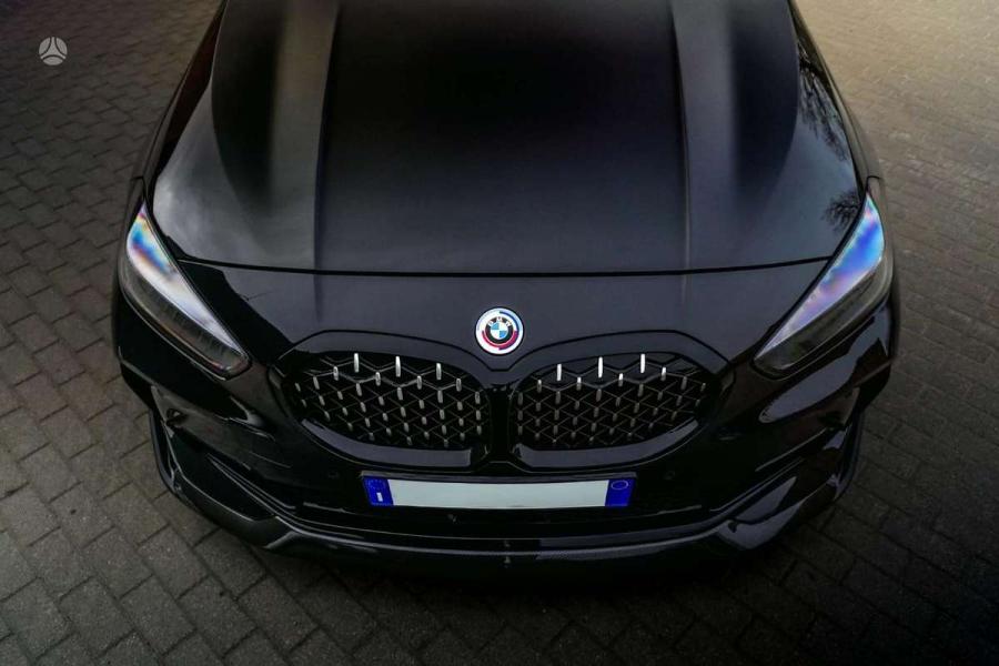 Melns BMW m135 2022 Klaipėda, ar dzinēja tilpumu 2.00 L un nobraukumu 60 tūkst. km par 40000 €, foto 8 vietnē AUTOMOTO.COM.LV