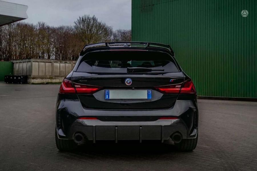Melns BMW m135 2022 Klaipėda, ar dzinēja tilpumu 2.00 L un nobraukumu 60 tūkst. km par 40000 €, foto 10 vietnē AUTOMOTO.COM.LV