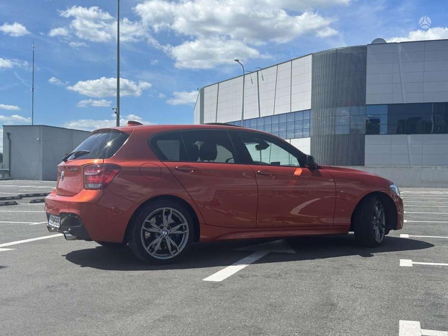 Oranžs BMW m135 2014 Viļņa, ar dzinēja tilpumu 2.98 L un nobraukumu 165 tūkst. km par 16000 €, foto 8 vietnē AUTOMOTO.COM.LV