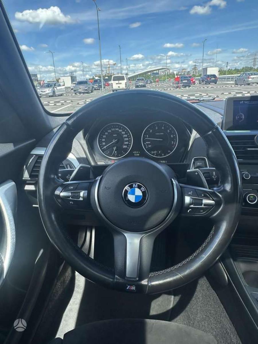 Oranžs BMW m135 2014 Viļņa, ar dzinēja tilpumu 2.98 L un nobraukumu 165 tūkst. km par 16000 €, foto 17 vietnē AUTOMOTO.COM.LV