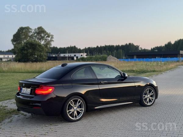 Melns BMW M2 2014 Rīga, ar dzinēja tilpumu 3.00 L un nobraukumu 134 tūkst. km par 17300 €, foto 2 vietnē AUTOMOTO.COM.LV