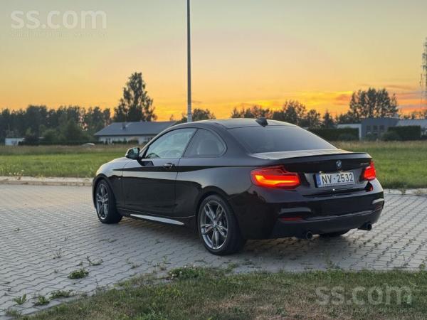 Melns BMW M2 2014 Rīga, ar dzinēja tilpumu 3.00 L un nobraukumu 134 tūkst. km par 17300 €, foto 4 vietnē AUTOMOTO.COM.LV